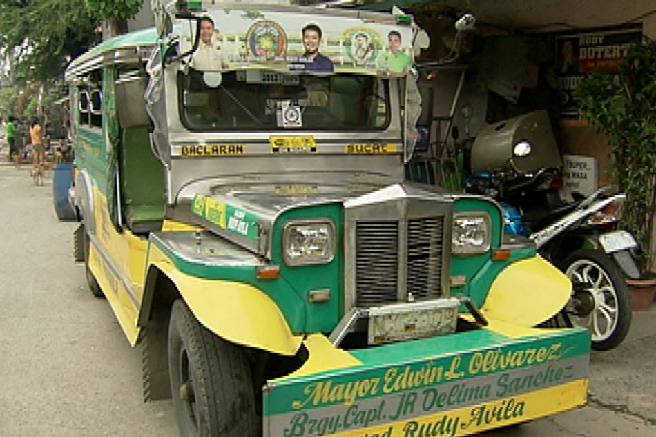 PANOORIN: Jeepney, patok sa dalang karaoke, wifi | ABS-CBN News PANOORIN: Jeepney, patok sa dalang karaoke, wifi | ABS-CBN News