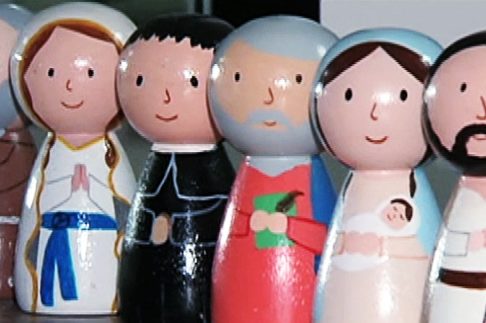 Mga santo at belen na gawa sa kahoy, patok na panregalo ngayong Pasko ... Mga santo at belen na gawa sa kahoy, patok na panregalo ngayong Pasko ...