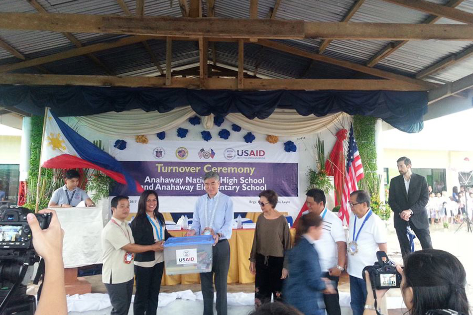 U S Envoy Leads Turnover Of Projects In Yolanda Hit Leyte Tacloban