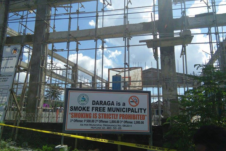 Lalaki, patay matapos makuryente sa Bikol | ABS-CBN News Lalaki, patay matapos makuryente sa Bikol | ABS-CBN News