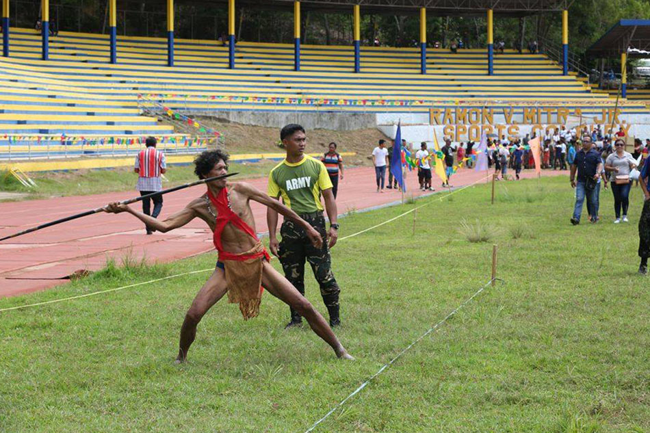 Mga katutubo, nagpakitang-gilas sa Palawan Tribal Olympics | ABS-CBN News Mga katutubo, nagpakitang-gilas sa Palawan Tribal Olympics | ABS-CBN News