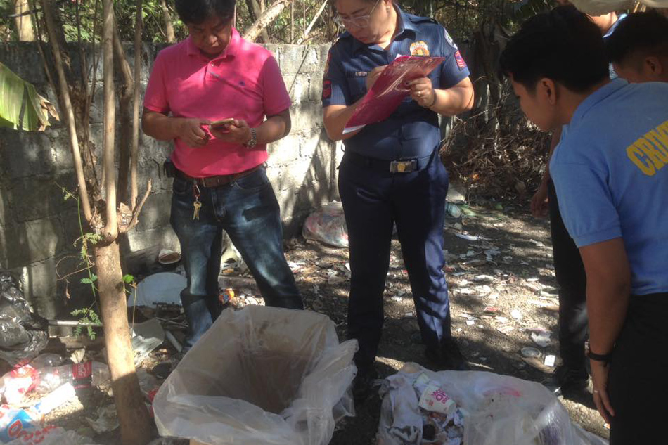 Bangkay ng sanggol na babae, natagpuan sa basurahan | ABS-CBN News Bangkay ng sanggol na babae, natagpuan sa basurahan | ABS-CBN News