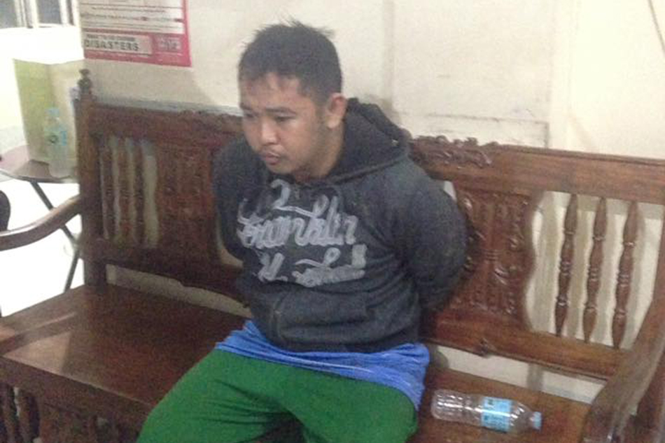 Magnanakaw umano ng bulaklak, halaman timbog sa Davao City | ABS-CBN News Magnanakaw umano ng bulaklak, halaman timbog sa Davao City | ABS-CBN News