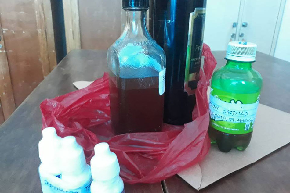4 patay dahil umano sa ininom na libreng alak | ABS-CBN News 4 patay dahil umano sa ininom na libreng alak | ABS-CBN News