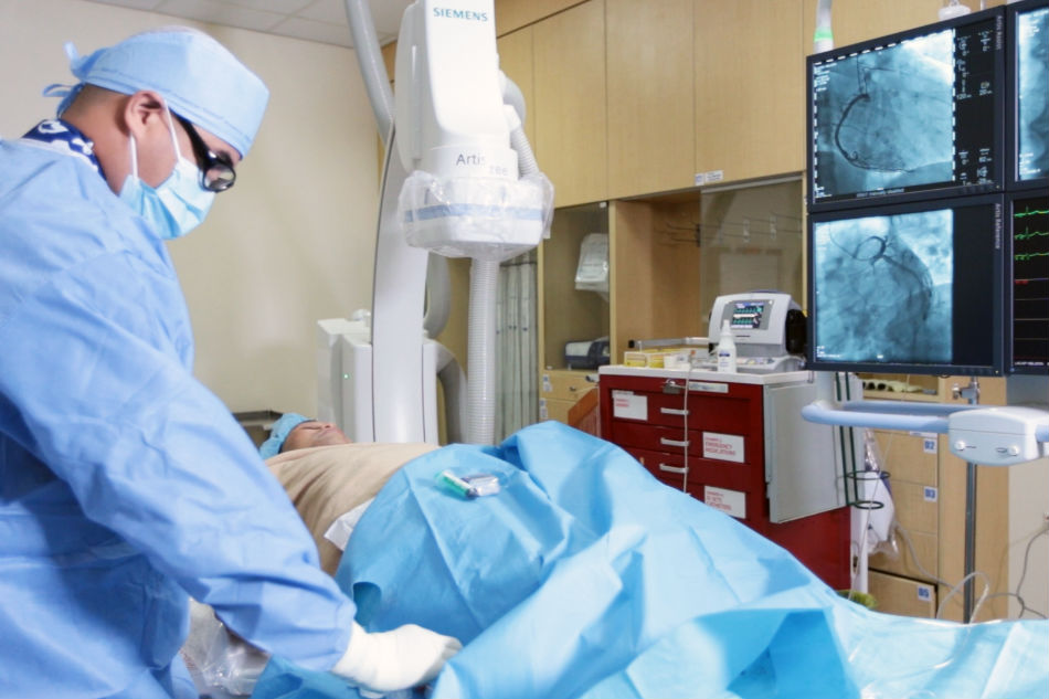 Hospital offers safer, less invasive heart procedure | ABS-CBN News Hospital offers safer, less invasive heart procedure | ABS-CBN News