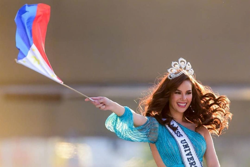 Catriona Gray To Grace Puteri Indonesia 2019 Pageant Abs Cbn News