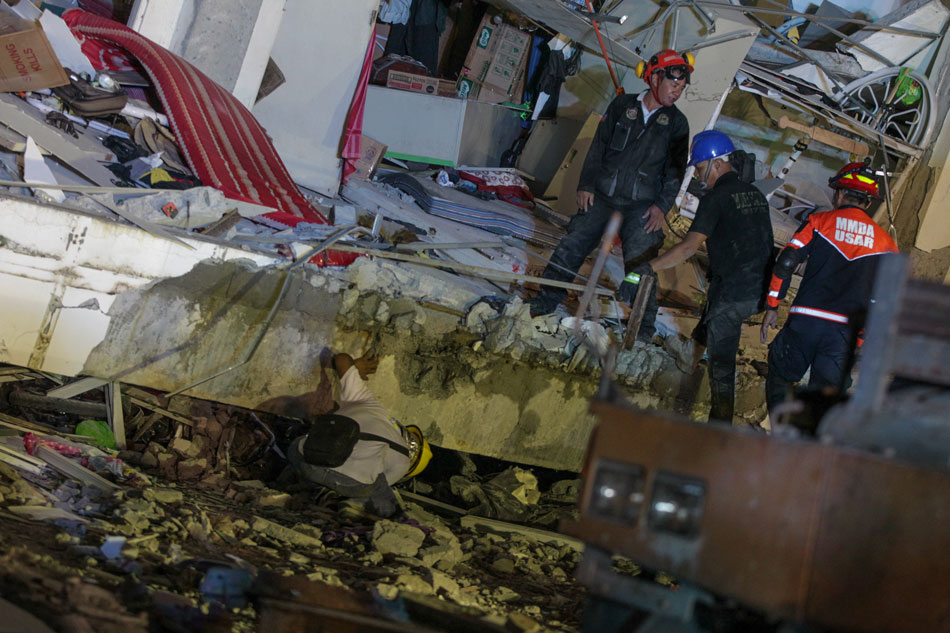 Luzon quake death toll climbs to 11 | ABS-CBN News Luzon quake death toll climbs to 11 | ABS-CBN News