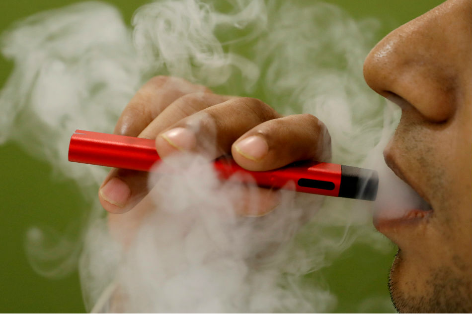 Us Health Officials Expect Hundreds More Cases Of Vaping Related