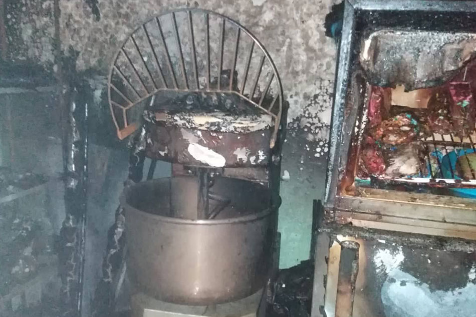 Babae sugatan sa pagsabog ng LPG tank sa Makati | ABS-CBN News Babae sugatan sa pagsabog ng LPG tank sa Makati | ABS-CBN News