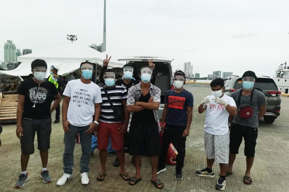 Ph Post Repatriates 8 Pinoy Seafarers Stranded For Months In China