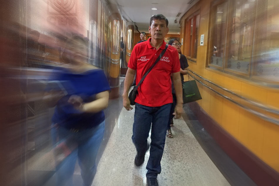Labor leader 'Ka Leody' tatakbong pangulo sa 2022 | ABS-CBN News Labor leader 'Ka Leody' tatakbong pangulo sa 2022 | ABS-CBN News