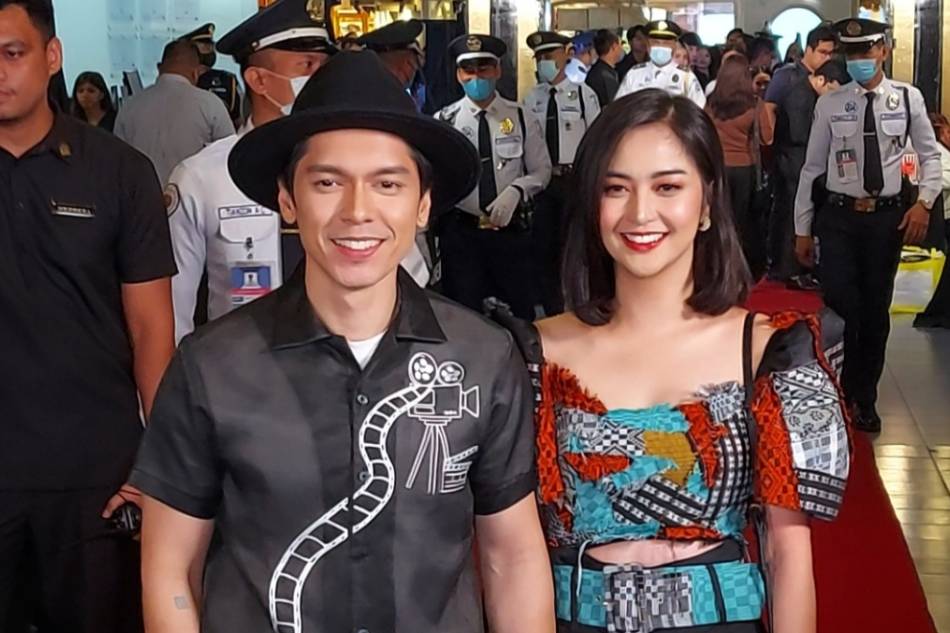 In Photos Stars Attend Third World Romance Premiere Abs Cbn News