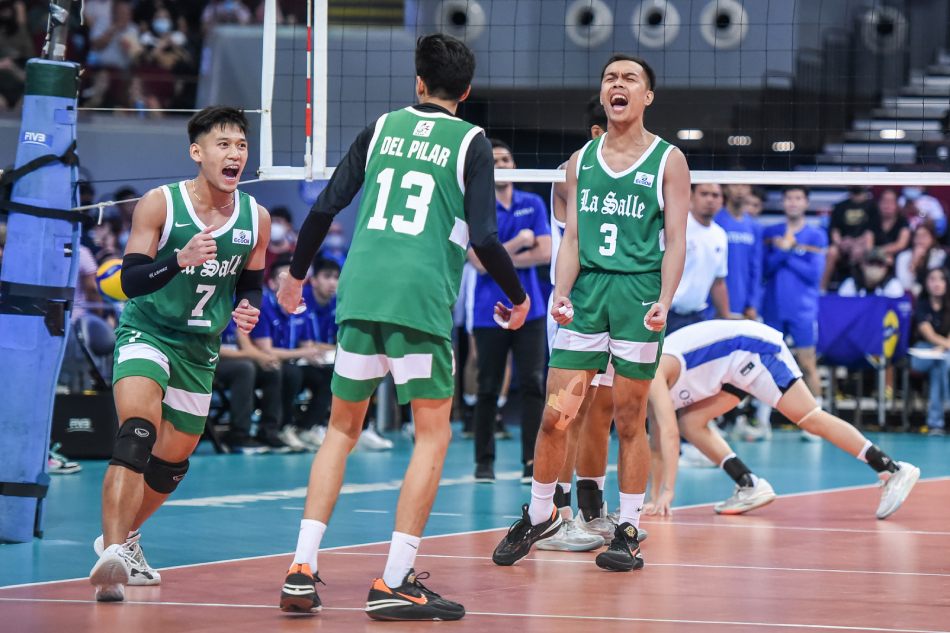 La Salle Displays Poise In Straight Sets Win Over Ateneo Abs Cbn News