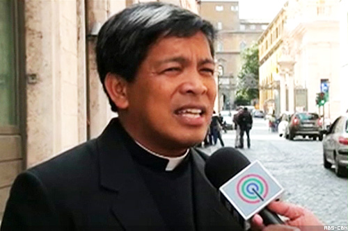 Healing priest Fr. Suarez to PH politicians: Enough of hypocrisy | ABS ... Healing priest Fr. Suarez to PH politicians: Enough of hypocrisy | ABS ...