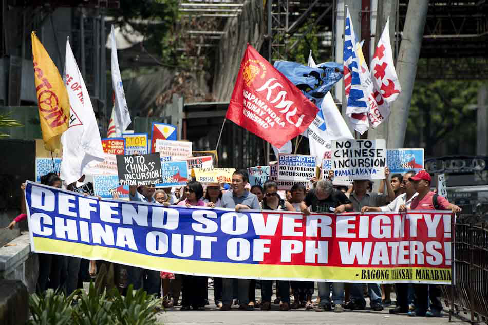 Filipino Activists Urge China To Settle Disputes In Arbitration Abs