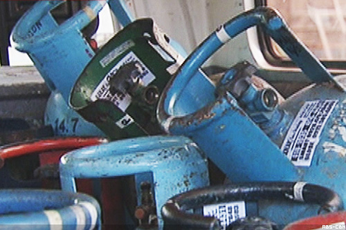 Petron, Solane to cut LPG prices | ABS-CBN News Petron, Solane to cut LPG prices | ABS-CBN News