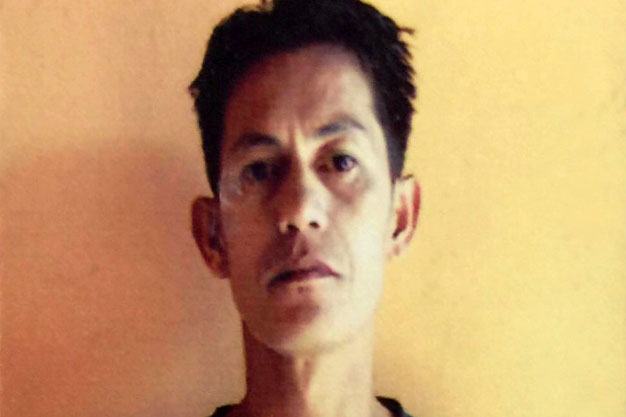 Nakaposas na suspek sa panggagahasa, nanlaban umano kaya napatay | ABS ... Nakaposas na suspek sa panggagahasa, nanlaban umano kaya napatay | ABS ...